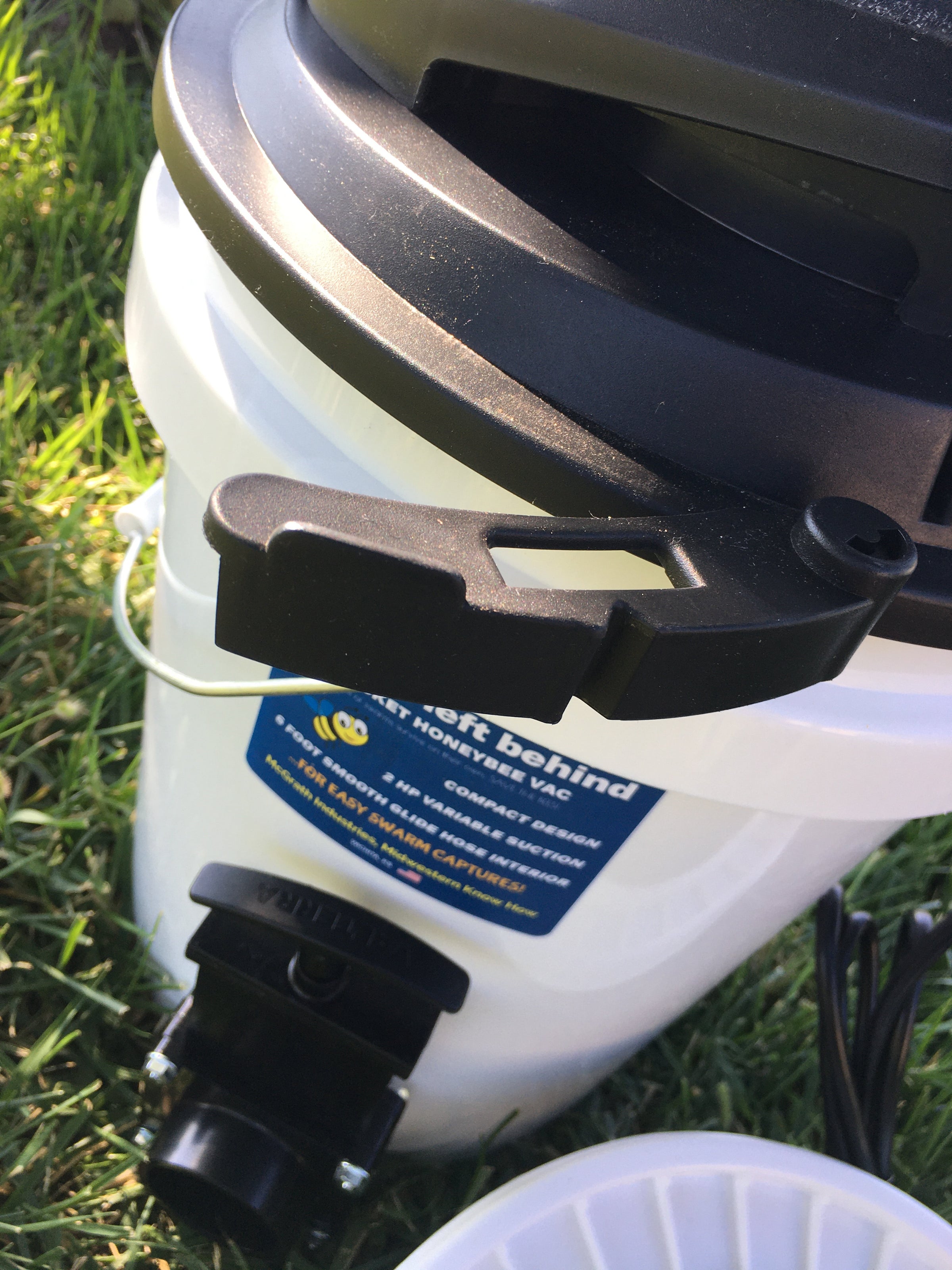 Pro Bucket Bee Vacuum | Carp's Bees